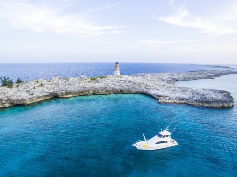 Sport Fishing Vessel Tide Down in Cay Sal | Matthews Marine Services